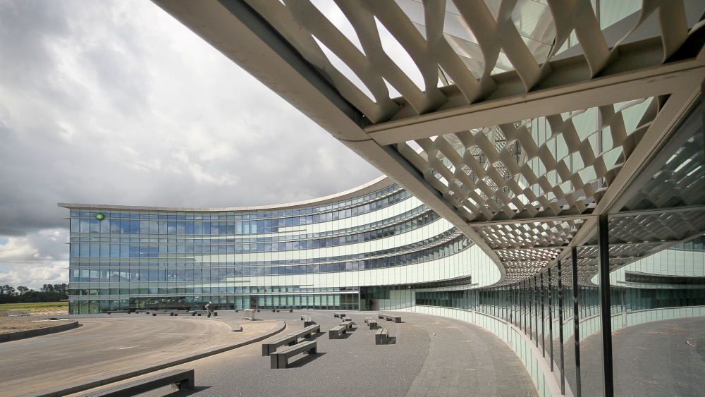 Vergaderen in skyboxen bij BP Raffinaderij Rotterdam | Intermediair